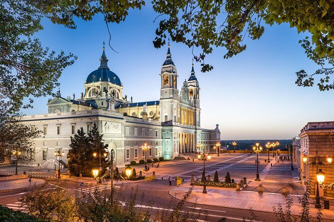 Madrid Sunset Walking Tour with Optional Flamenco Show and Dinner - The Itinerary: What’s Included and What’s Not