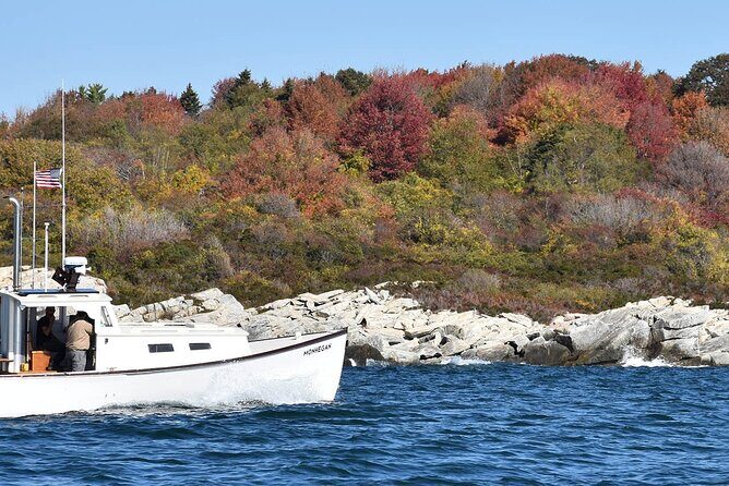 Maine Fall Foliage Private Lobster Boat Cruise with Local Drinks - Who Should Consider This Tour?