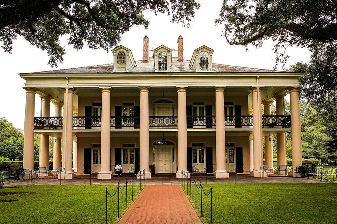 Majestic Oak Alley Plantation Tour - Reflective and Educational Aspects
