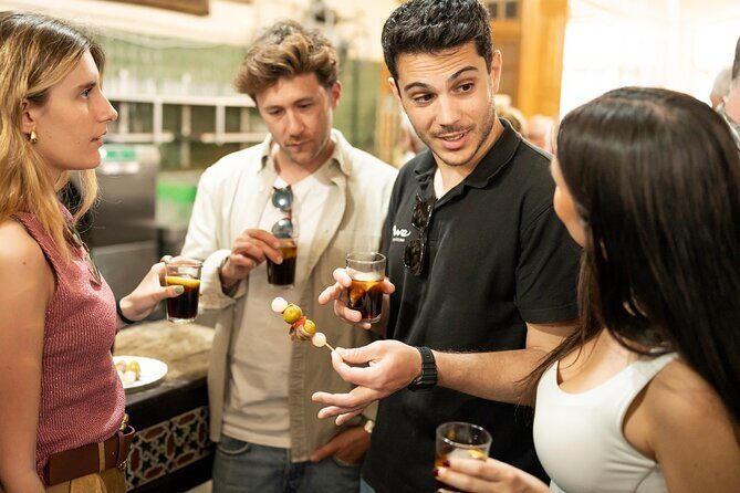 Malaga Gastronomic Tour: Tapas, Wine & Rooftops - Group Size & Practical Details