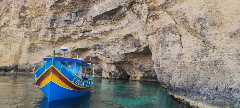 Malta: Comino, Blue Lagoon, Crystal Lagoon and Sea Caves - Key Points