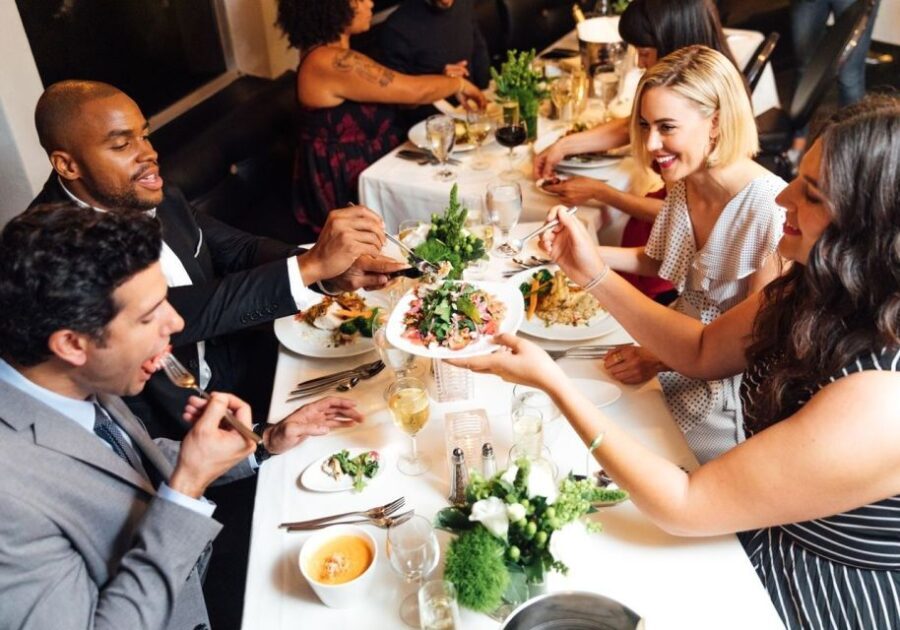 Marina Del Rey: Thanksgiving Buffet Brunch or Dinner Cruise - What to Expect on the Cruise