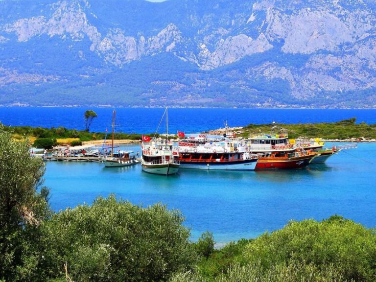Marmaris: Cleopatra Island Boat Trip with Lunch and Transfer - The Experience: What It Means for You