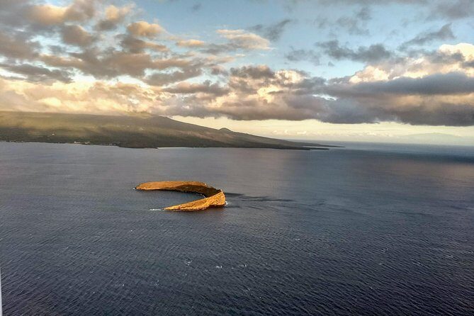 Maui -PRIVATE- Air Tour: 5 Islands: (2-5 people): SEE Even MORE! - What Makes This Tour Special?
