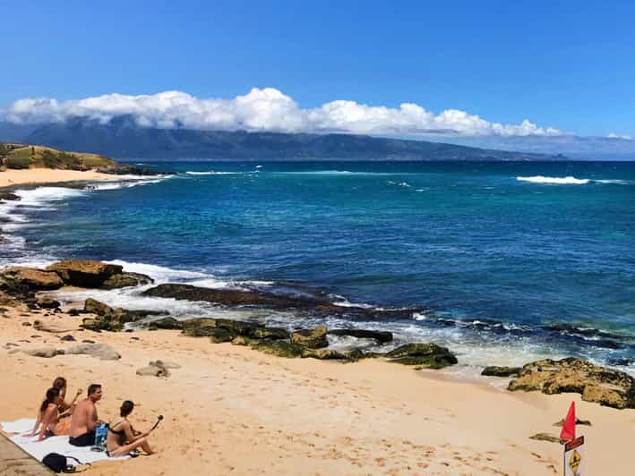 Maui: West Maui Tour with Breakfast and Lunch - The Food: Local Flavors and Fresh Meals