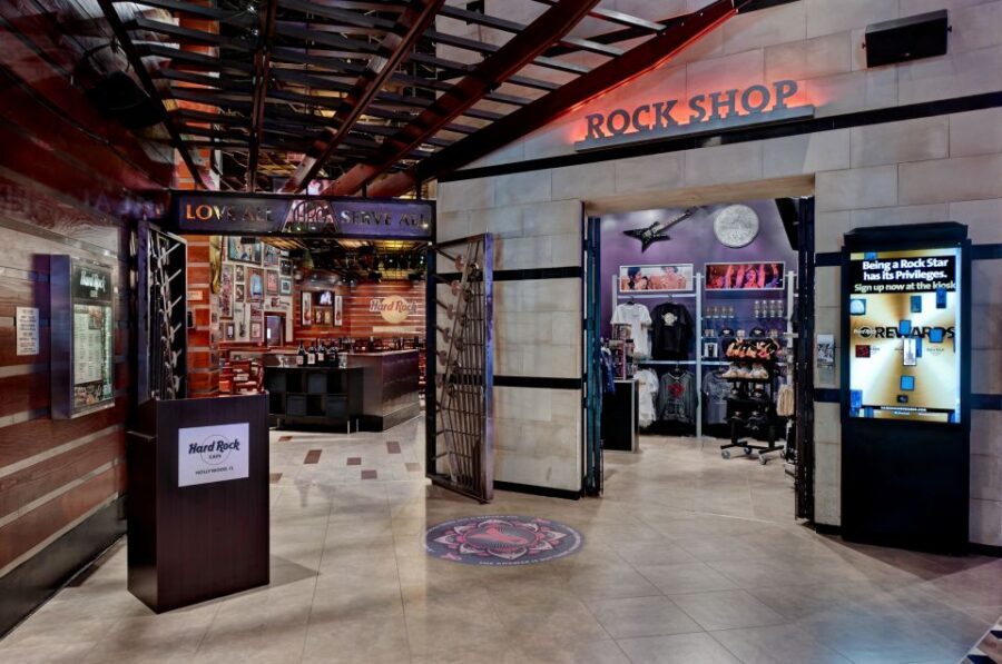 Meal at the Hard Rock Cafe Hollywood Florida - What to Expect: A Closer Look at the Meal Experience