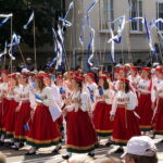 Medieval Tallinn 2-Hour Old Town Walking Tour - Authentic Experiences and Highlights from Reviewers