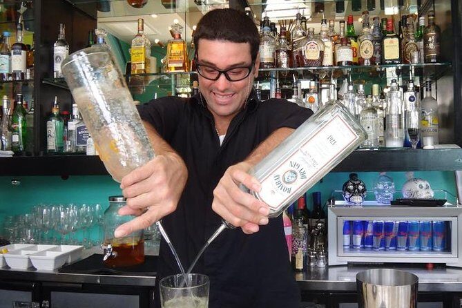 Miami Beach Art Deco Tour with Cocktails - Deep Dive into the Experience