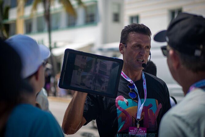 Miami Beach Crime & Scandals Walk Tour with Crime Buff (Private) - The Itinerary in Detail: What to Expect