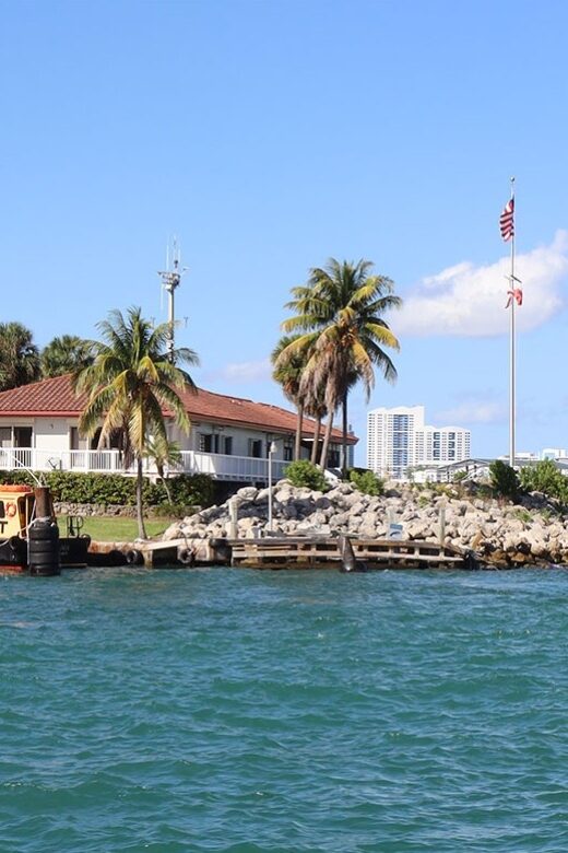 Miami-Beach & Miami Skyline Hop-On & Hop Off Boat Cruise - Who Should Consider This Tour?