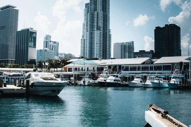 Miami : Bus, Boat & Walking Tour the Ultimate City Discovery - Who Should Sign Up?