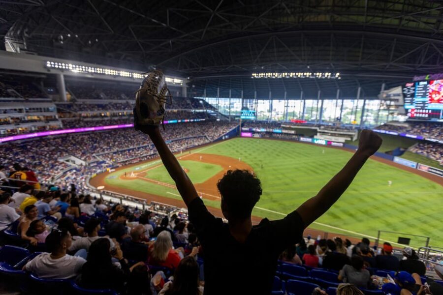 Miami Marlins Baseball Game Ticket at LoanDepot Park - The Stadium Experience