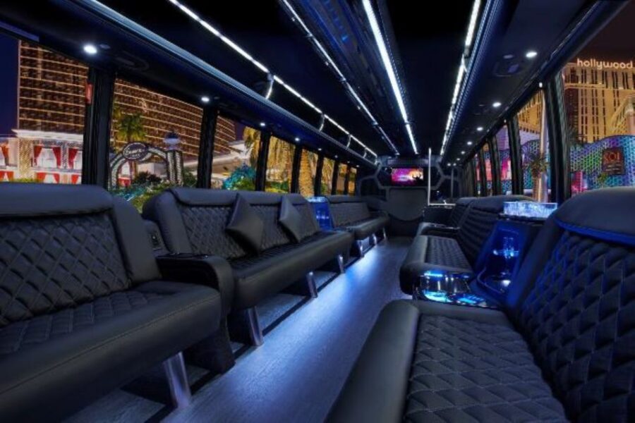 Miami: Party Bus - 5-Hour VIP Nightlife Tour - Transportation, Timing, and Group Dynamics