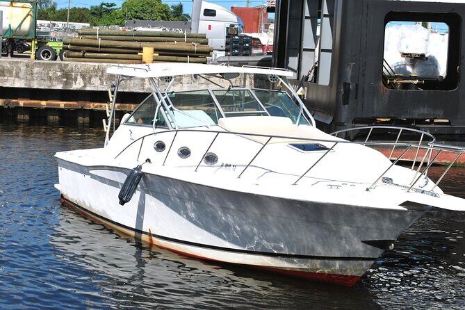 Miami Private 38 Express Cruiser Yacht with Captain - What Reviewers Say