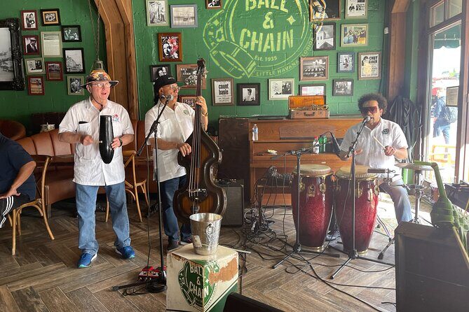 Miami's Most Authentic Walking Tour of Little Havana - The Group Size & Accessibility