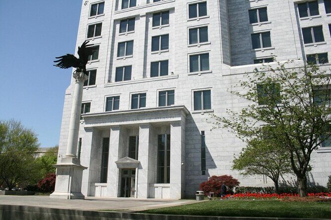 Midtown Atlanta Food & Cocktail Tour - The Federal Reserve Bank: A Glimpse into Finance and History