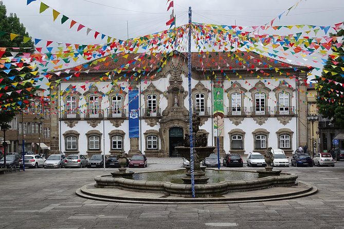 Minho Tour small group, Braga, Ponte de Lima, Viana, Vinho Verde Winery & Lunch - A Day in Portugal’s Minho — What You Can Expect