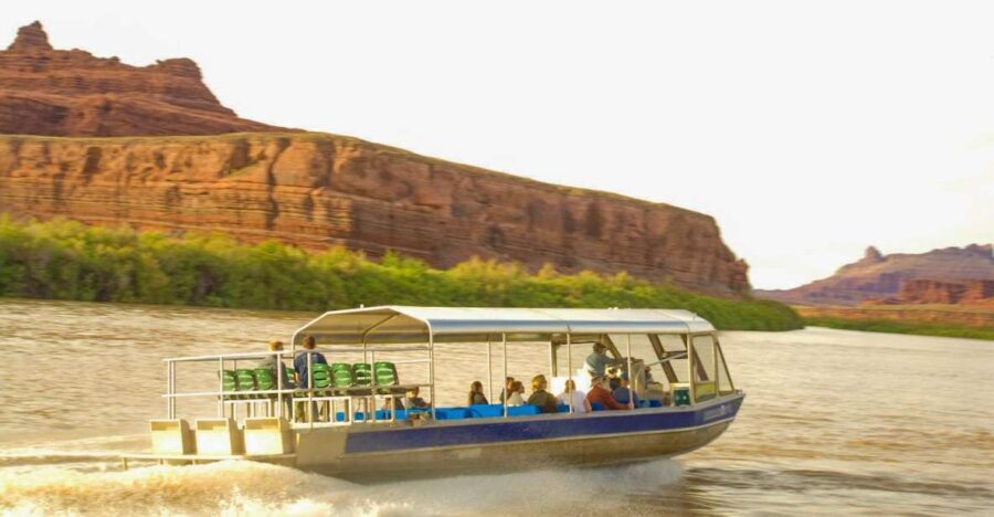 Moab: 1-Hour Express Jet Boat Tour on Colorado River - The Experience in Detail