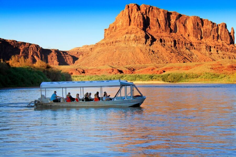 Moab: Colorado River Sunset Boat Tour with Optional Dinner - The Itinerary in Detail