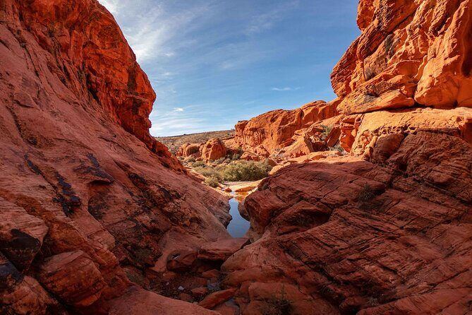 Mojave Desert, Red Rock Sign, Seven Magic Mts - What’s Included & What’s Not