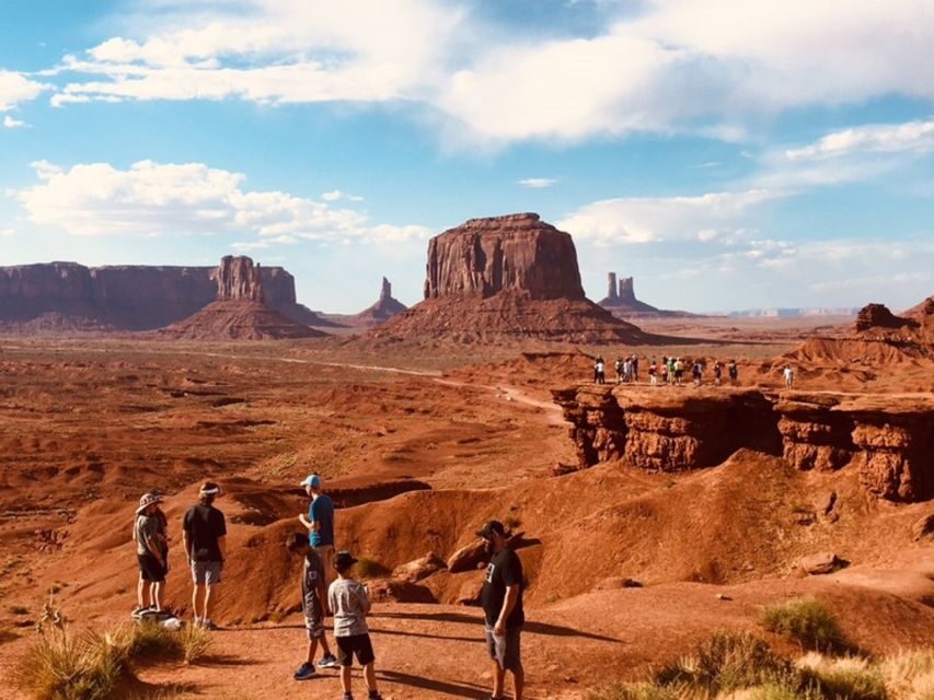 Monument Valley: Backcountry Jeep Tour with Navajo Guide - Exploring the Monument Valley Backcountry Jeep Tour