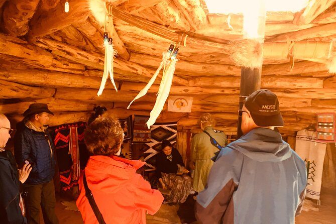 Monument Valley Backcountry Tour - The Experience of the Guides