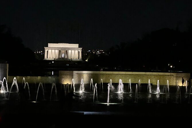 Monumental Moonlight Private Guided Bus Tour in Washington - What the Tour Includes and What You Should Keep in Mind