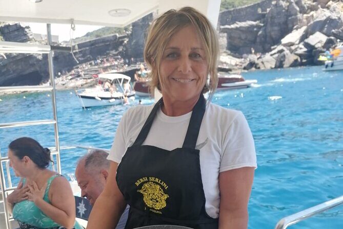 Morning or evening tour with aperitif, lunch or dinner and bathroom breaks - Scenic Journey Through Liguria’s Most Beautiful Coasts
