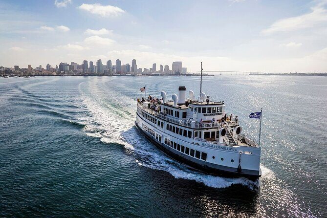 Mother's Day Premier Brunch Cruise - Food, Drinks, and Atmosphere