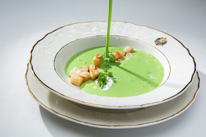 Mozart Concert and Dinner in Prague - Food and Drinks: Quality and Expectations