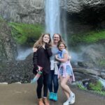 Multnomah Falls: Sunset Hike and Waterfalls Guided Tour - Key Points