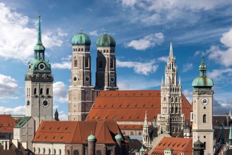 Munich: Old Town Guided Walking Tour - A Deep Dive into What the Tour Offers