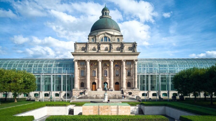 Munich Private Guided Walking Tour with Deutsche Museum - Analyzing the Value: Price and Experience