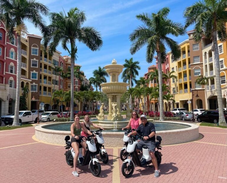 Naples Florida: Downtown Electric Moped Tour - The Experience of the Moped Tour