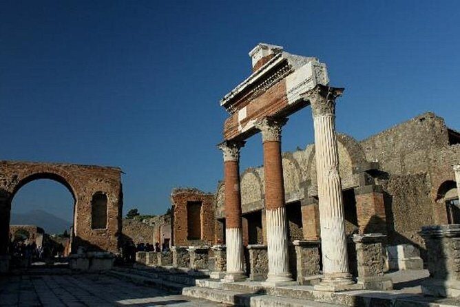Naples: Pompeii, Herculaneum, and Vesuvius Tour by Minivan - In Summary: Who Will Love This Tour?