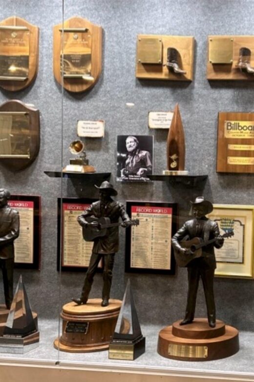 Nashville: Legends of Country Music Museum Entry Ticket - The Gift Shop: A Highlight for Souvenir Hunters