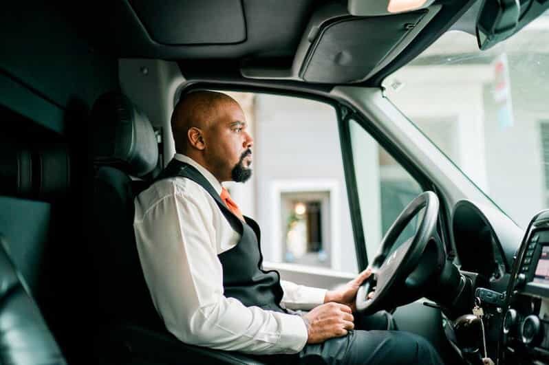 Nashville: Luxury Limousine Transportation - Price and Value Considerations