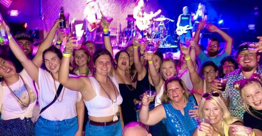 Nashville: Music City Pub Crawl - The Experience: Atmosphere, Group Size, and Practicalities