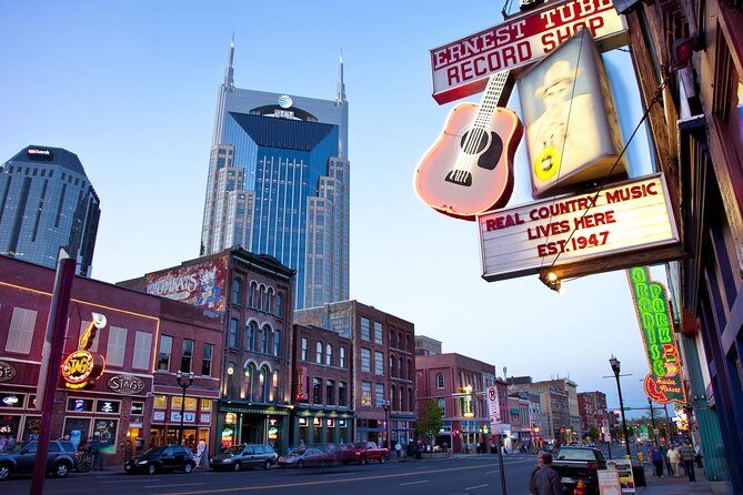 Nashville VIP Style Private Tour with Local Singer-Songwriter - The Personal Touch & Live Music