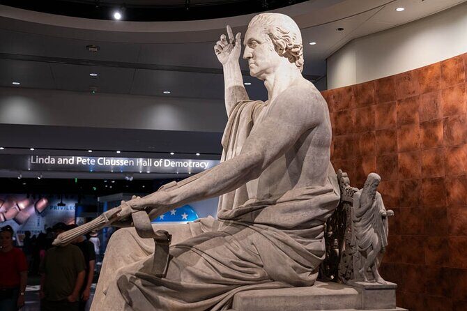 National Archives Skip-The-Line Tour with Optional Museum Add-On - The Guides: The Heart of the Experience
