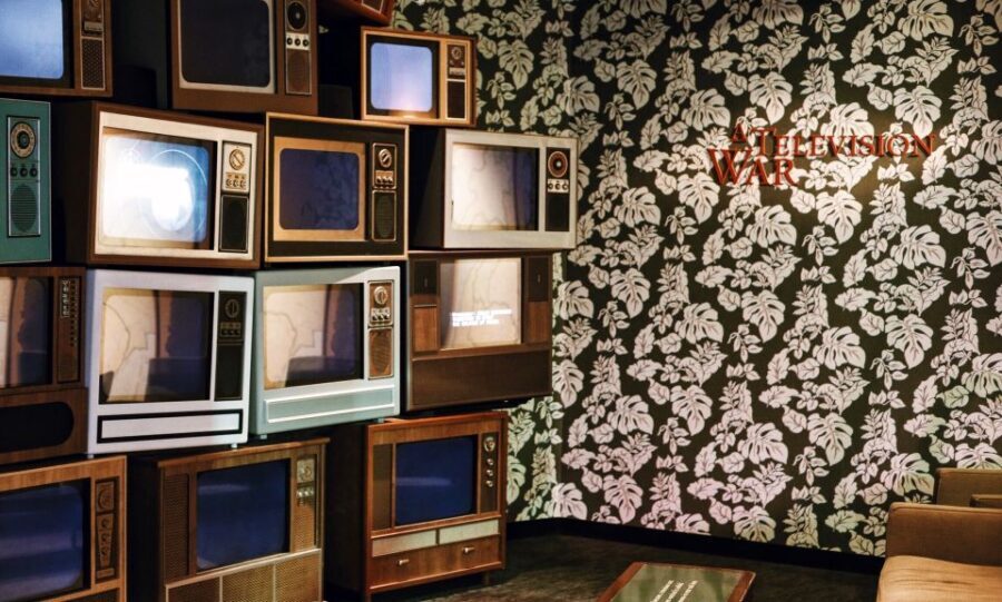 National Museum of American History: Guided Tour - Exploring the Experience