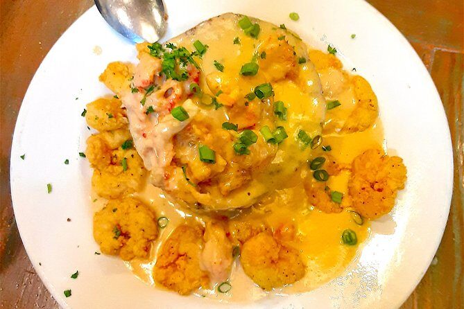 New Orleans Garden District Food, Drinks & History Walking Tour - The Balance of History and Cuisine