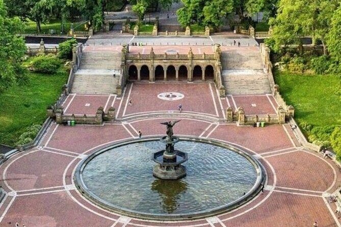 New York City Central Park Walking Tour with a Guide - The Benefits of a Private or Small Group Tour