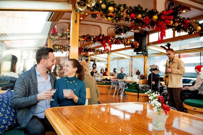 New York City Cocoa and Carols Holiday Cruise - Food and Beverages