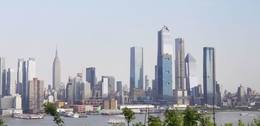 New York City: Panoramic Skyline Tour - The Vehicle: Your Moving Observatory