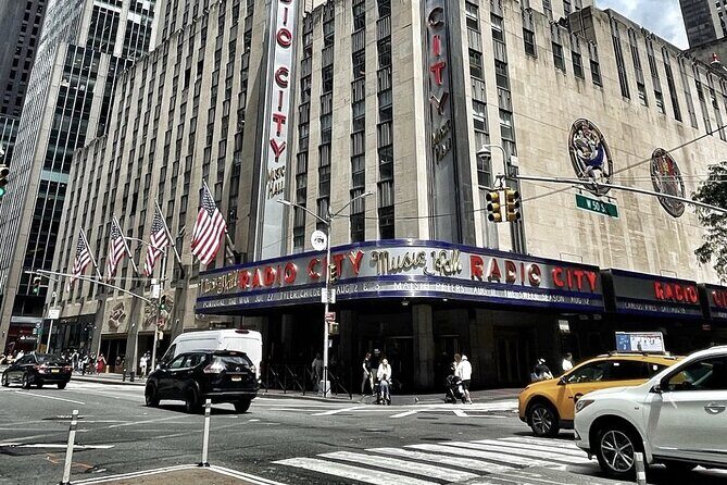 New York City Superheroes Tour Marvel and DC Comics Origins - What to Expect from the Experience
