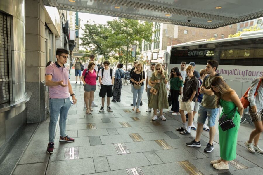 New York City: Tour of Manhattan, Bronx, Queens & Brooklyn - Exploring Harlem and the Bronx