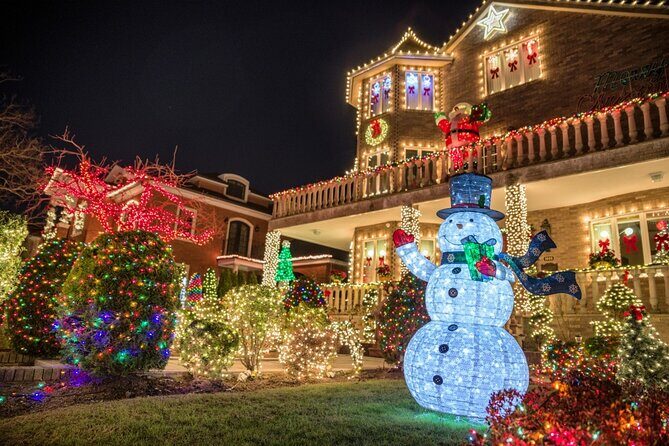 New York Dyker Heights Christmas Lights Guided Walking Tour - Analyzing the Value and Price