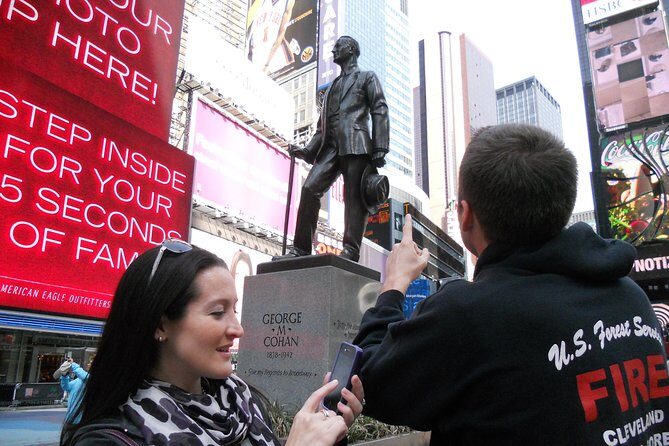 New York Midtown Scavenger Hunt Adventure - The Highlights: Landmark Visits and Learning Moments