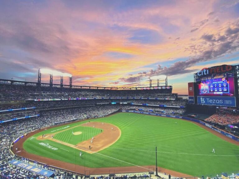 New York: New York Mets Baseball Game Ticket at Citi Field - In-Depth: What to Expect on Game Day